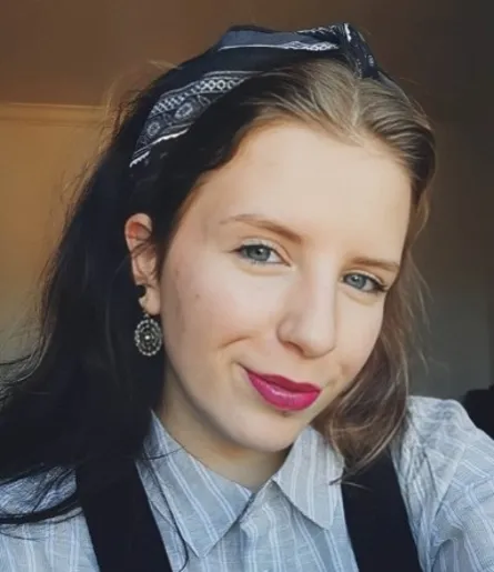 Astrid | Tarot Card & Love Tarot Reader | Kooma